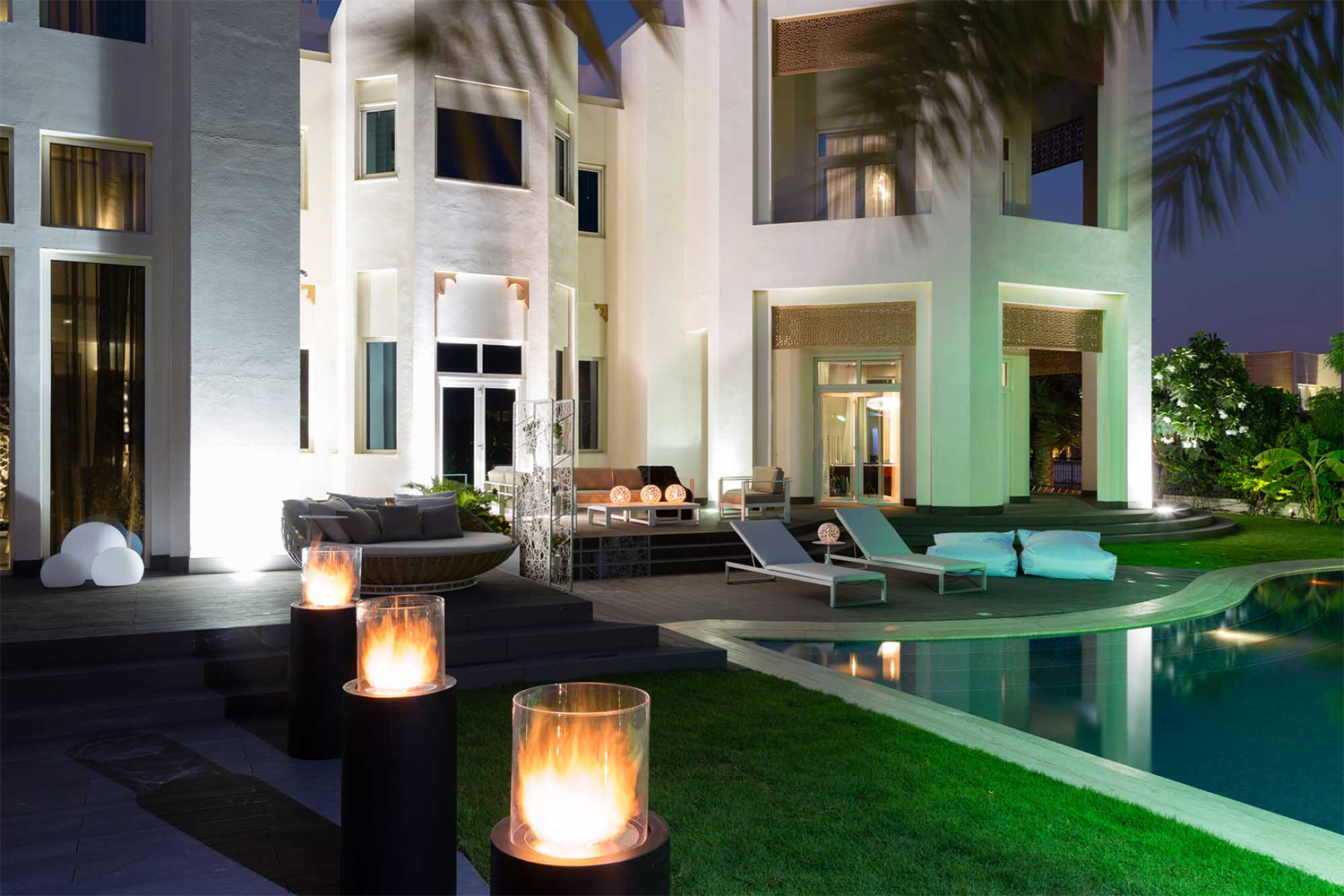 LEBEN エタノール暖炉 -Planika Totem Commerce-